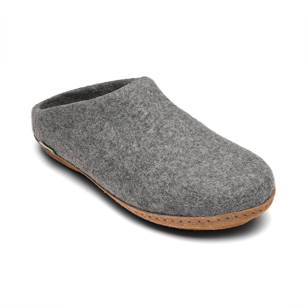 Handmade Wool Felt Slippers with Arch Support and Leather Sole – Kyrgies
